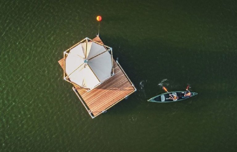 The floating glamping that allows you to sleep on the water - OurLife